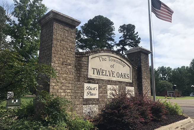 Twelve Oaks lots to be converted into detention ponds | The Oxford Eagle