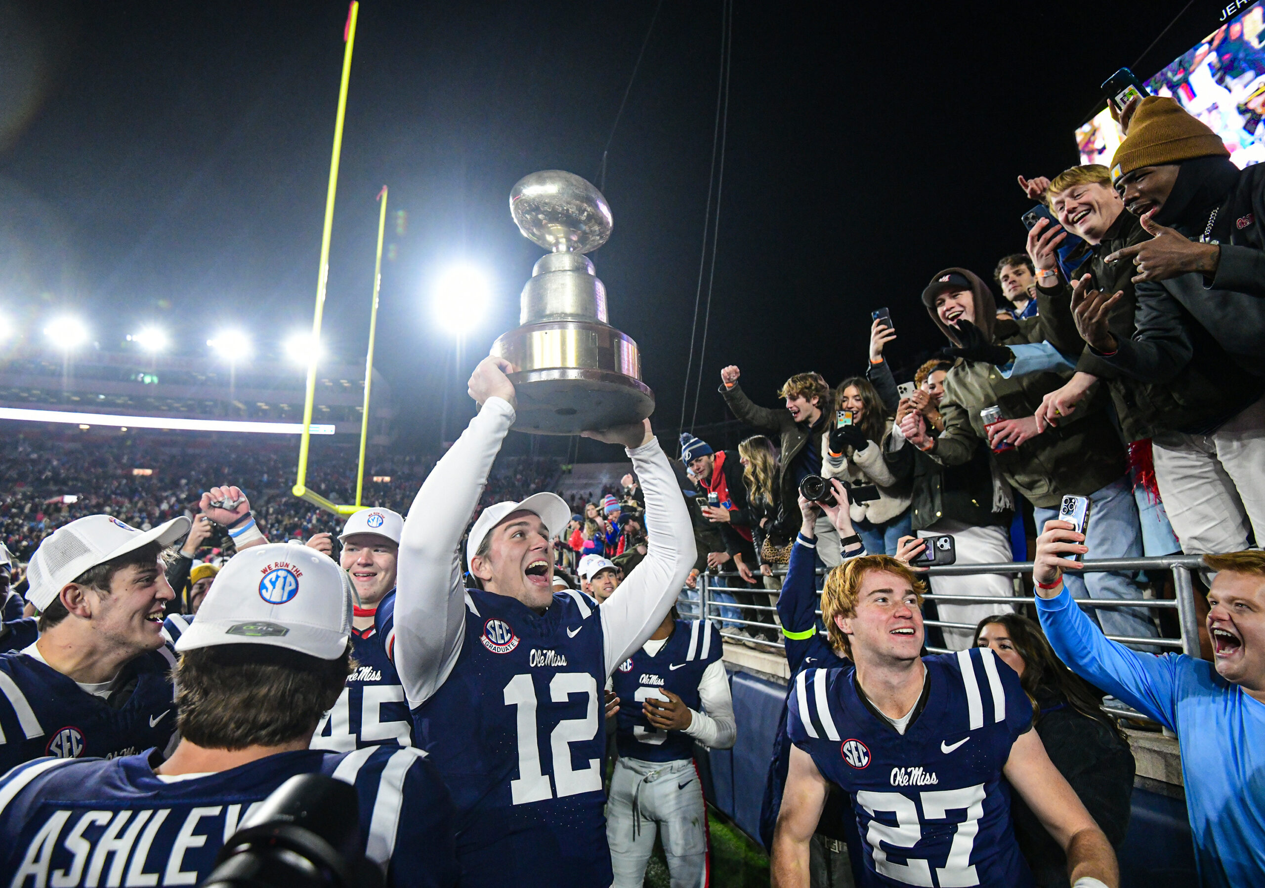 Rebels win the Egg Bowl, Jaxon Dart passes Eli Manning’s passing yard ...