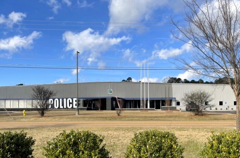 OPD moves into new police station | The Oxford Eagle