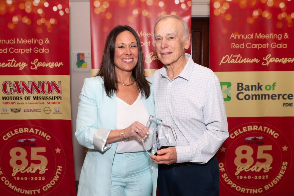 Dr. Rayner named Oxford Citizen of the Year | The Oxford Eagle