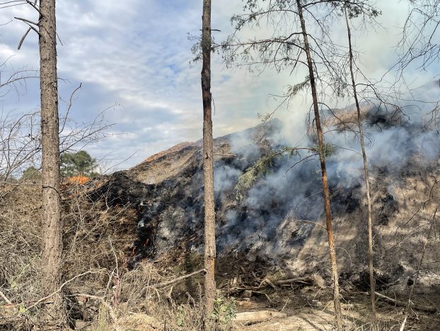 Smoky skies over Oxford traced to Pea Ridge Recycling mulch fire | The ...