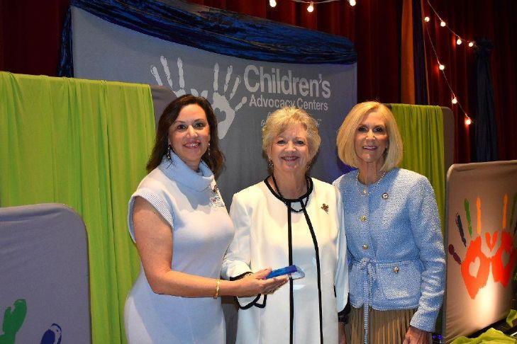 Ole Miss Professor Wins 2025 CAST Crusader Award for Child Advocacy ...